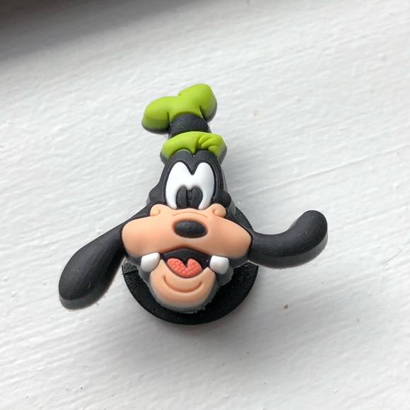 CROCS | Accessories | Jibbitz Goofy Head | Poshmark